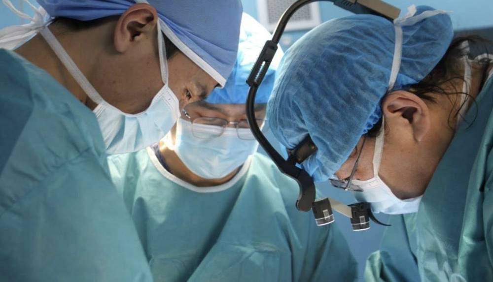 Элэг шилжүүлэн суулгах анхны мэс заслыг амжилттай хийлээ - logic.mn