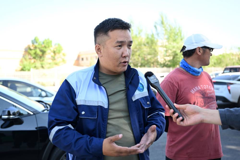 Б.Бямбасайхан: Алтарганы уулзвар хүртэл 100 метр орчим борооны ус зайлуулах шугам хийхээр ...